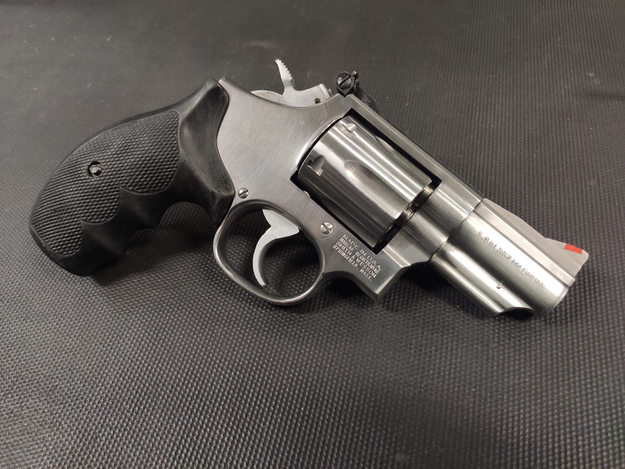 Smith Wesson Revolver mod. 66-3 canna 2,5 cal. 357 Magnum